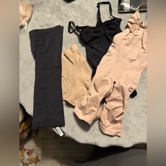 SKIMS | Intimates & Sleepwear | Skims Bundle | Poshmark